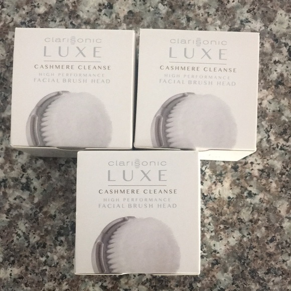 Clarisonic | Skincare | Nwt Clarisonic Luxe Cashmere Clean Cleansing ...